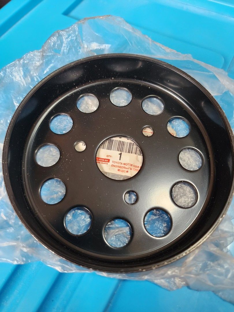 Toyota water pump pulley (16173-0M010, Car Accessories, Accessories on ...