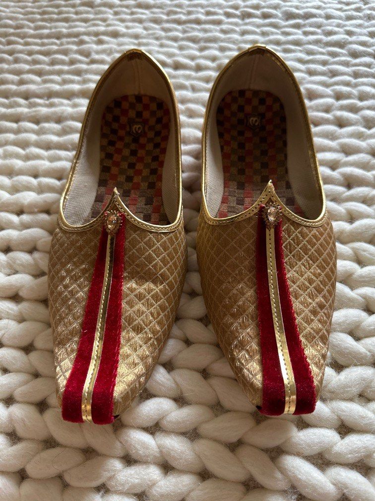 Traditional Indian foot wear, Men's Fashion, Footwear, Dress Shoes on ...