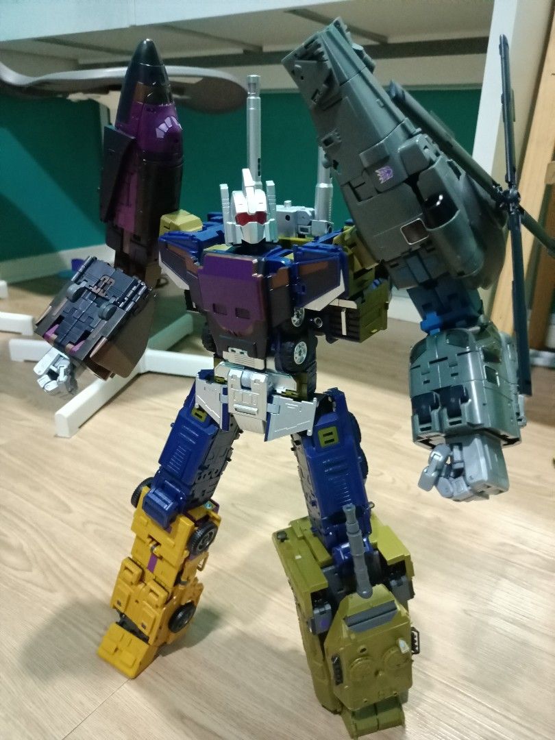 Transformers mmc ocular max bruticus, Hobbies & Toys, Toys & Games on ...