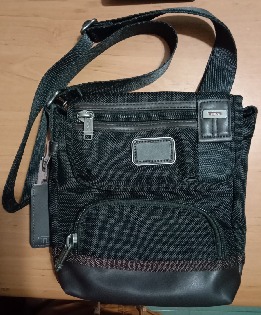 TUMI Alpha Bravo Sling Bag, Men's Fashion, Bags, Sling Bags on Carousell
