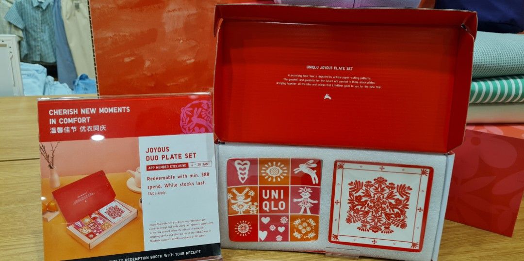 UNIQLO CNY 2023 Duo Plate Set, Furniture & Home Living, Kitchenware ...