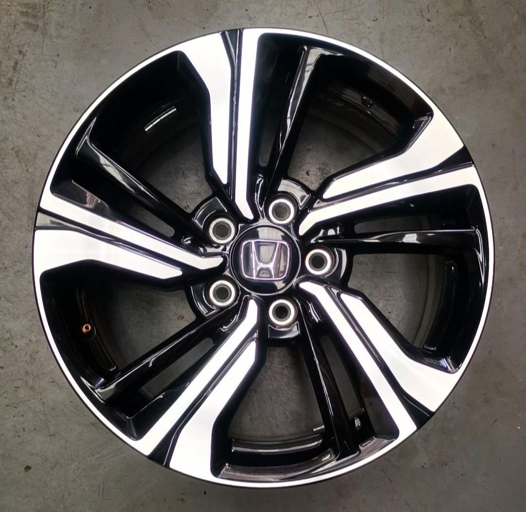 Used 17" Original Honda Rims, Car Accessories, Tyres & Rims on Carousell
