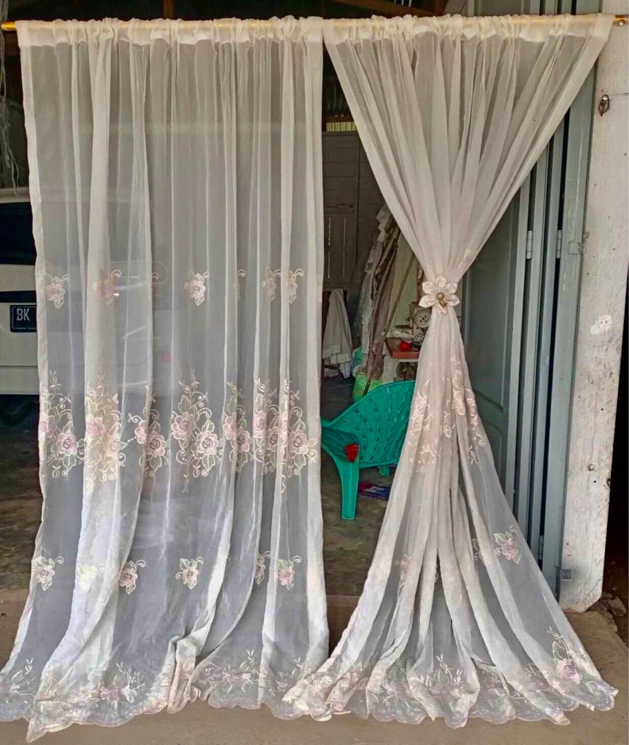 vitrase cantik, Perabotan Rumah di Carousell