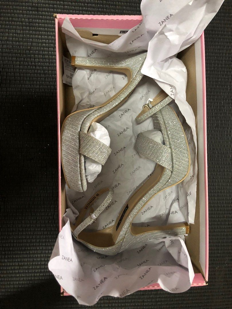 Zanea Sparkle Stilleto-Pumps, Women's Fashion, Footwear, Heels on Carousell