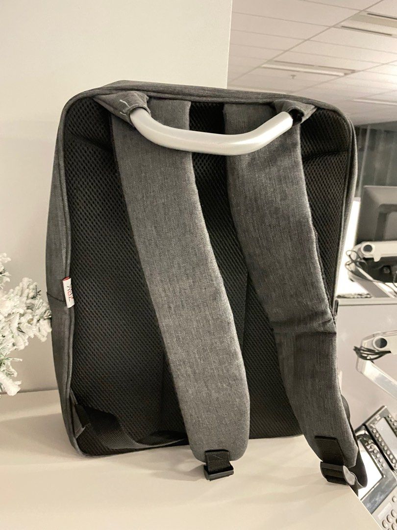 微軟 Microsoft 背囊 背包 Backpack, 男裝, 袋, 背包 - Carousell