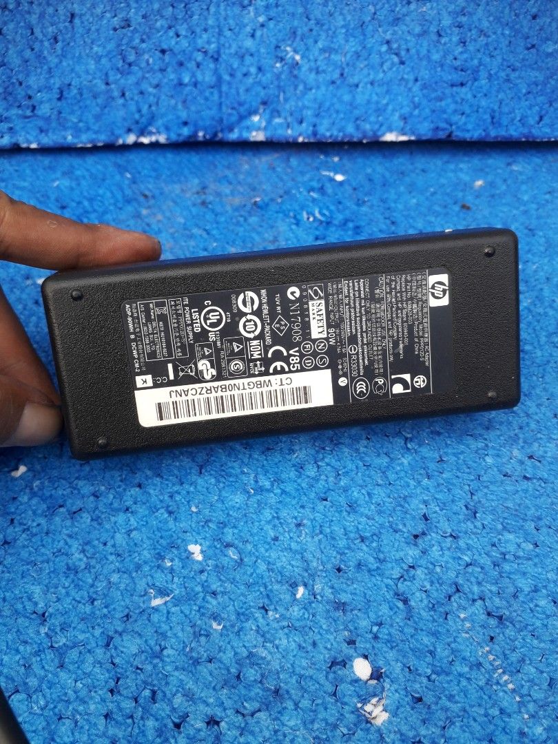 Ac adapter laptop HP PPP012D-S, Elektronik, Bagian Komputer & Aksesoris ...