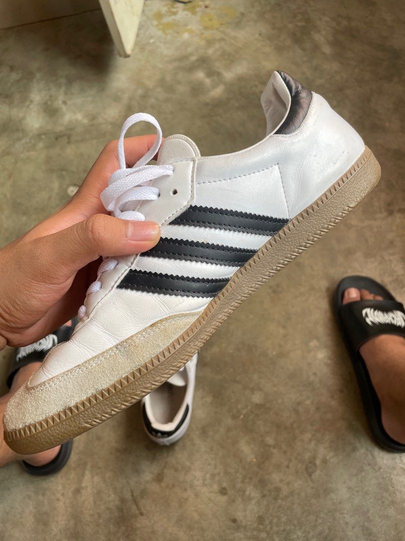Adidas samba og back logo, Men's Fashion, Footwear, Casual shoes on ...