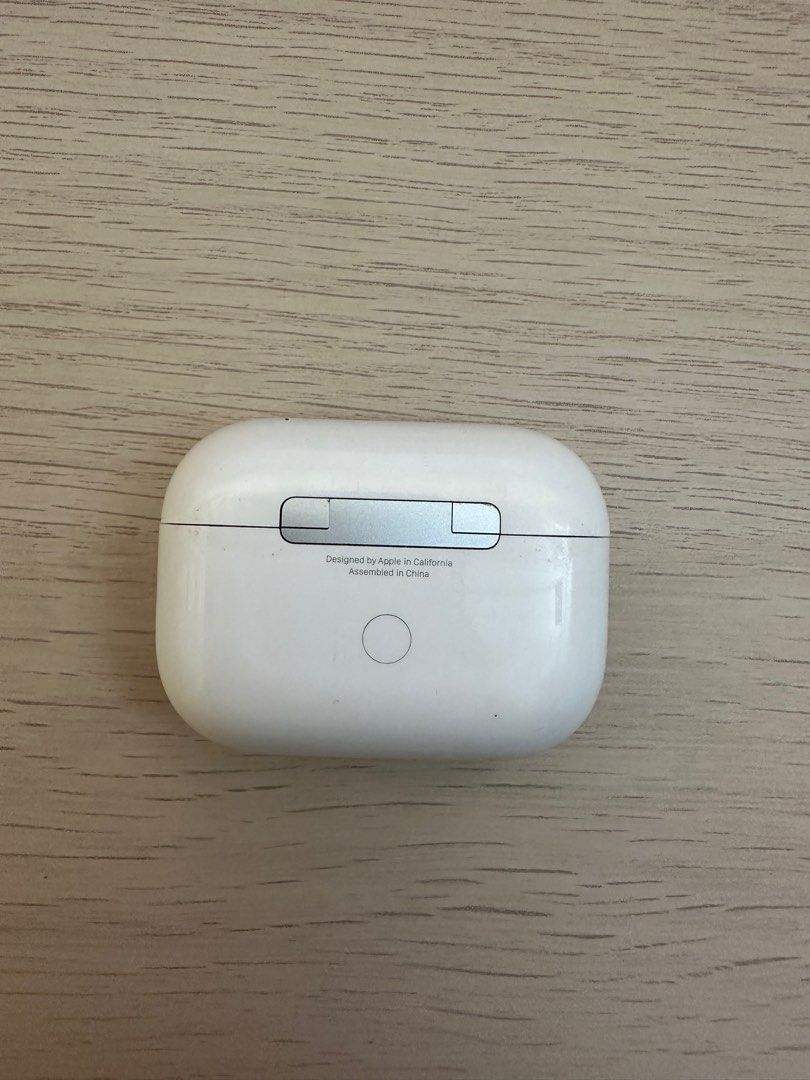Apple AirPods Pro Gen 1, Audio, Earphones on Carousell
