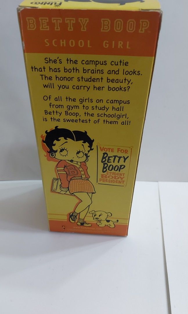 Betty Boop School girl funko @2008, 興趣及遊戲, 收藏品及紀念品, 古董收藏 - Carousell