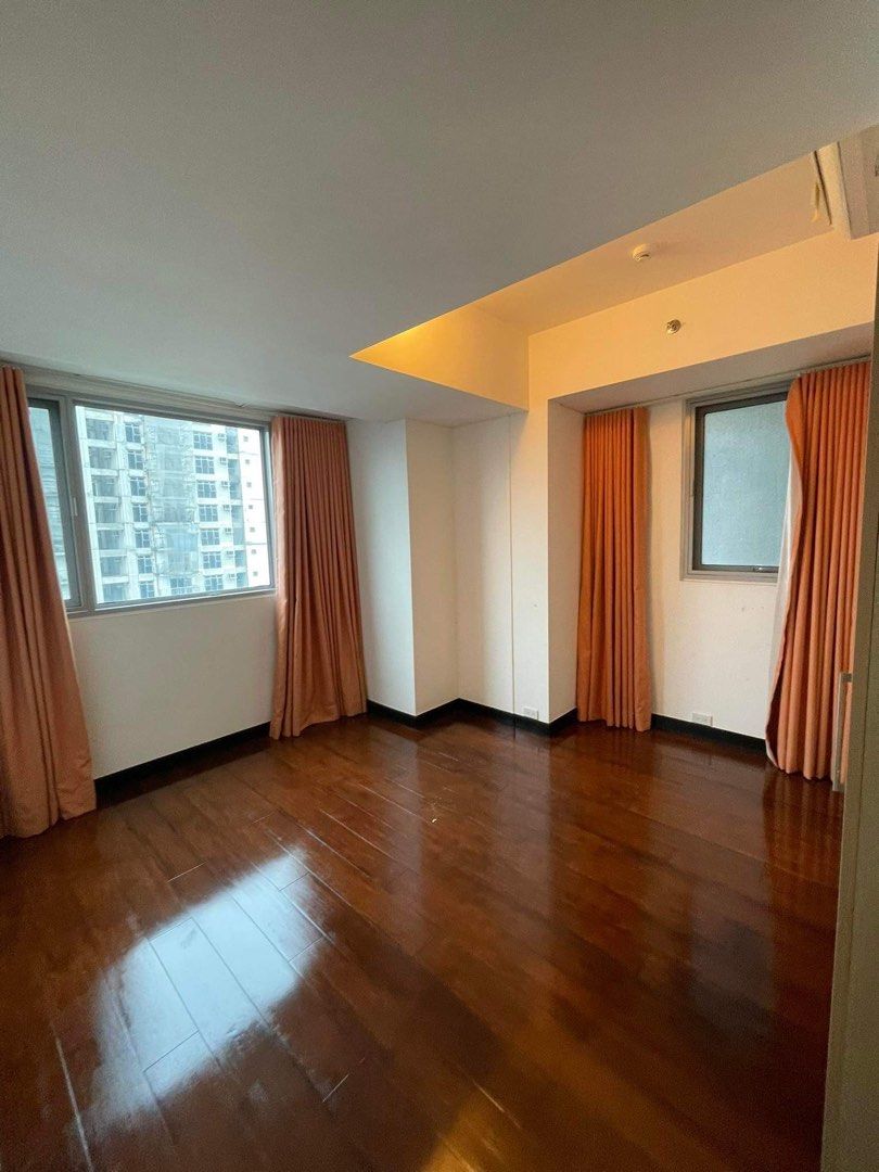 REPRICED 3 BR ONE SERENDRA WEST TOWER Semi Furnished Bi-Level Condo ...