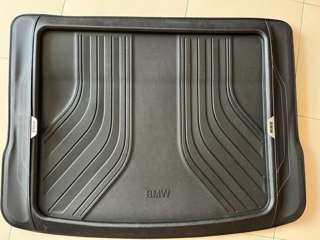BMW Original 216D Booth Mat & 6 pcs Magnetic Shades, Car Accessories ...