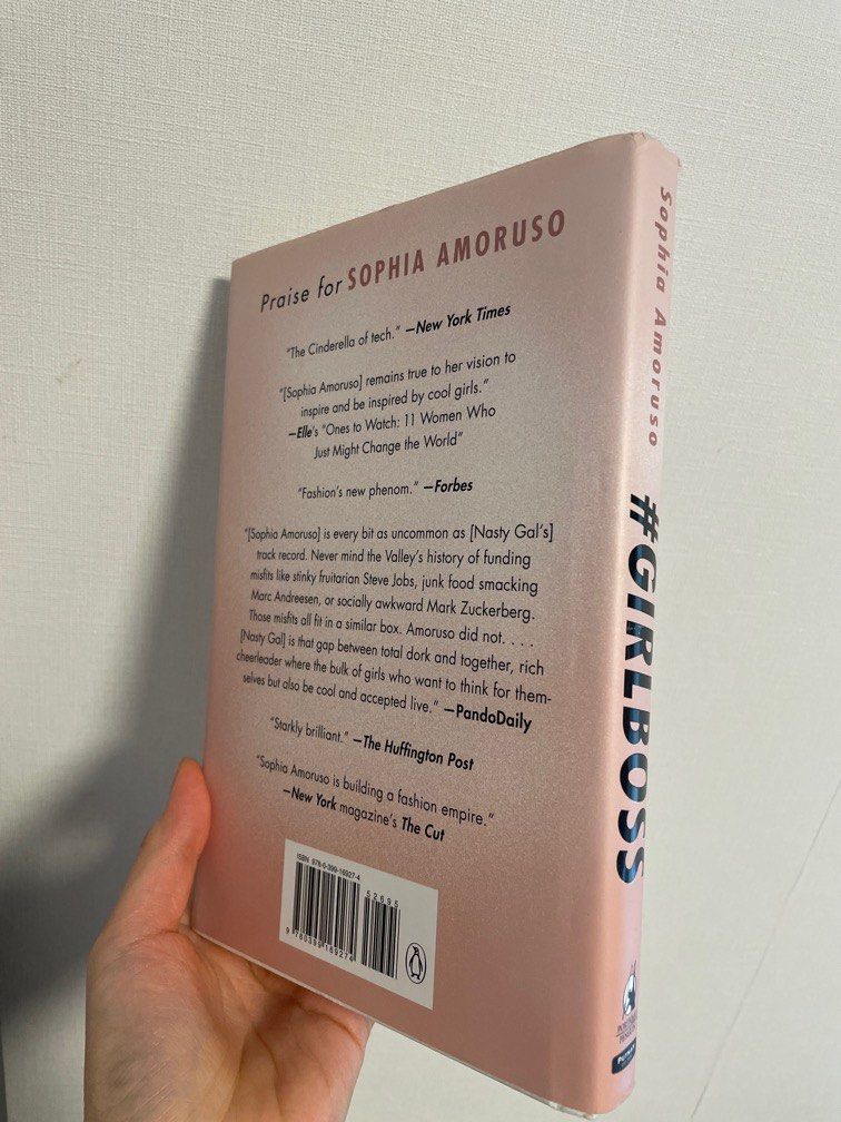Book - Girl Boss by Sophia Amoruso, 興趣及遊戲, 書本 & 文具, 小說 & 故事書 - Carousell