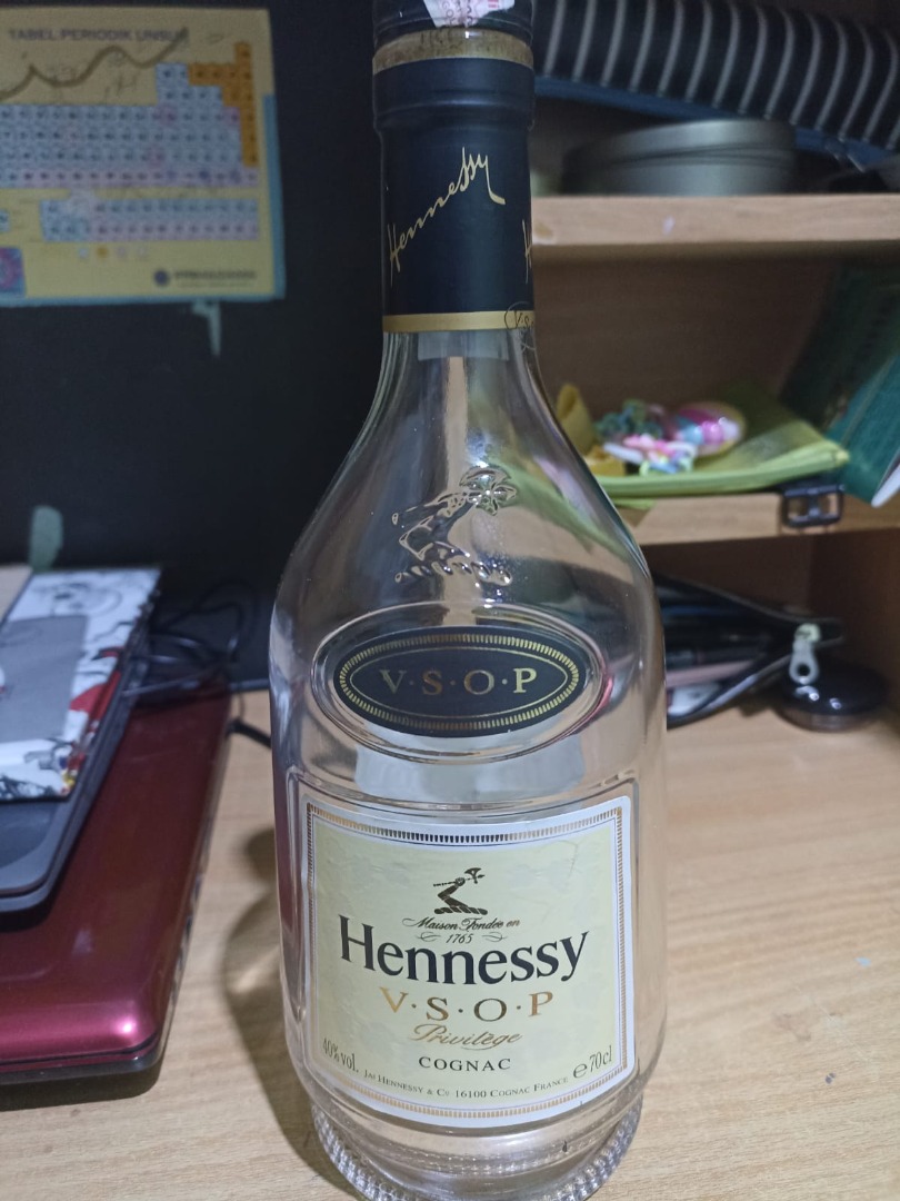 Botol Miras Bekas Kosong, Makanan & Minuman, Minuman Tidak Beralkohol ...