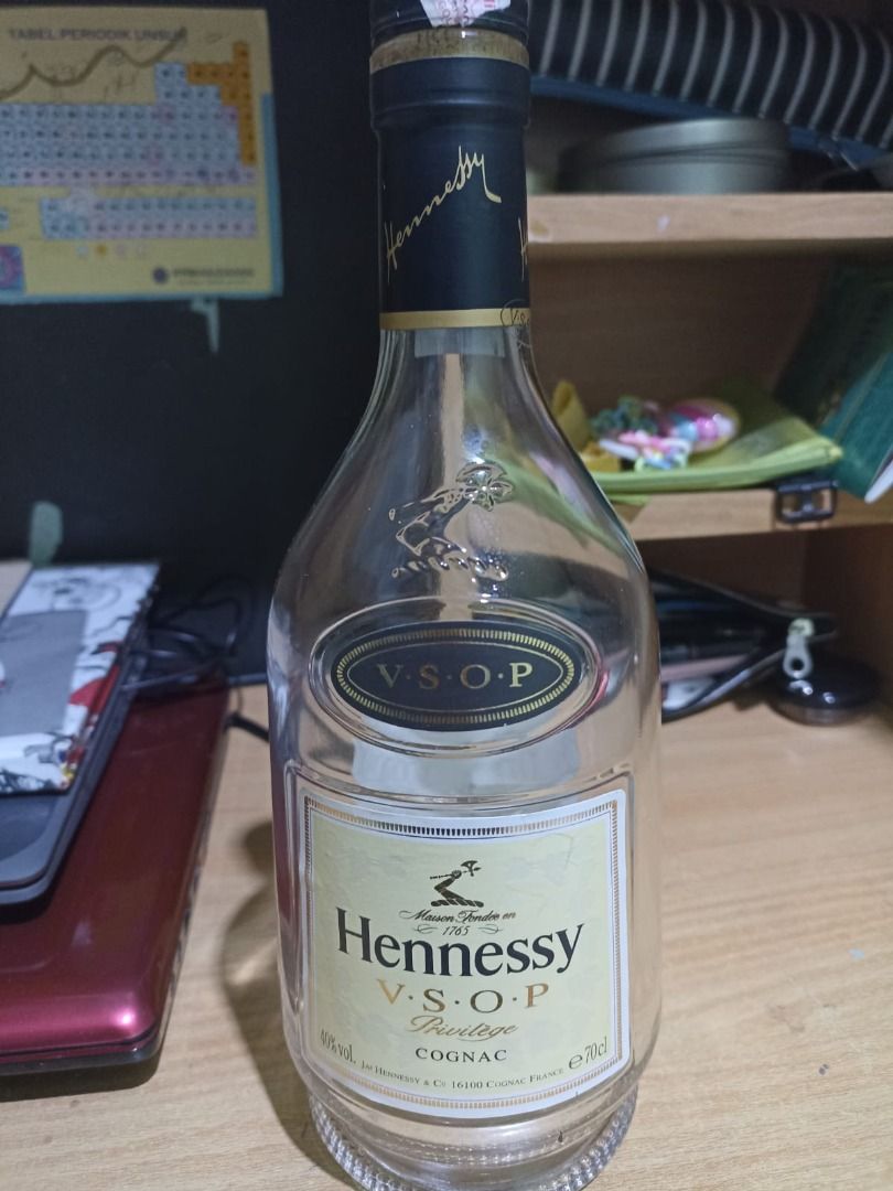 Botol Miras Bekas Kosong, Makanan & Minuman, Minuman Tidak Beralkohol ...