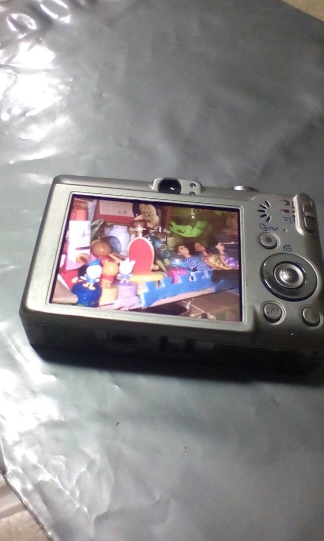 Canon Digitalcam Made in Japan, Photography, Cameras on Carousell