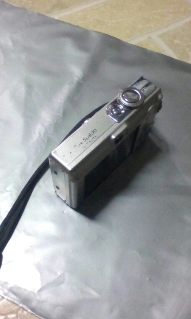 Canon Digitalcam Made in Japan, Photography, Cameras on Carousell