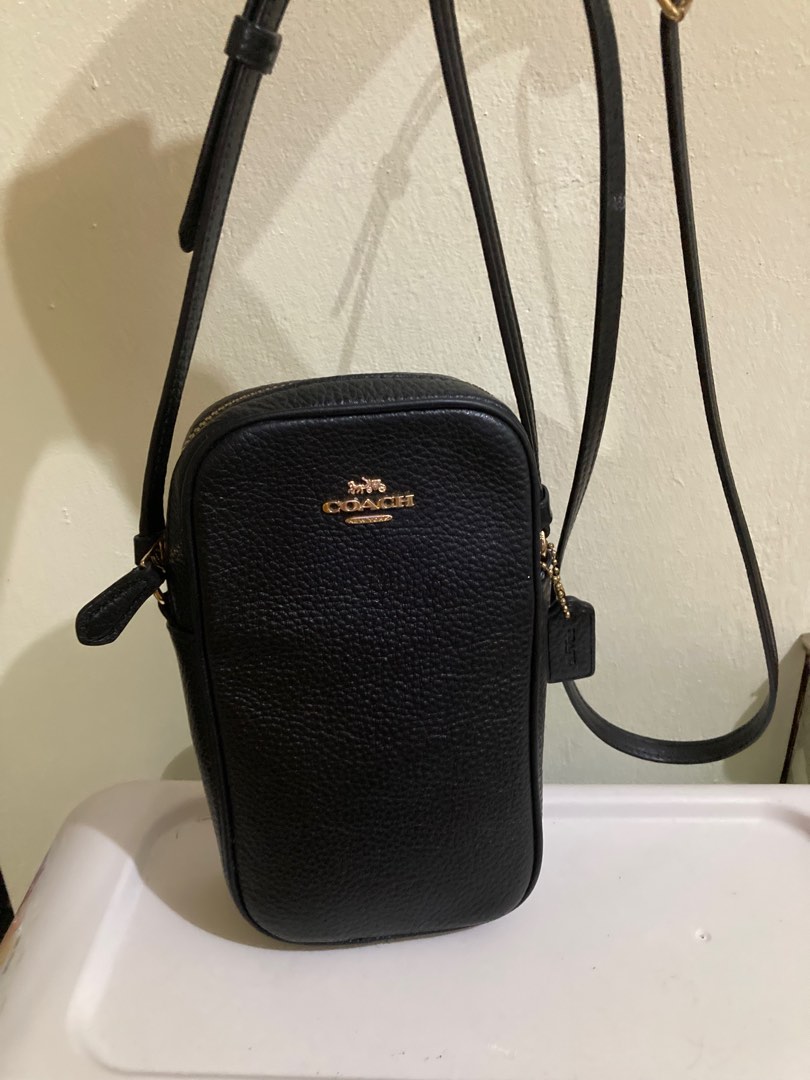 Coach Phone Bag Black Vertical Bag, Women's Fashion, Bags & Wallets ...