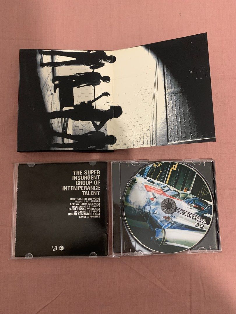 Dc Album The Sigit Visible Idea Of Perfection Musik And Media Cd Dvd And Lainnya Di Carousell 