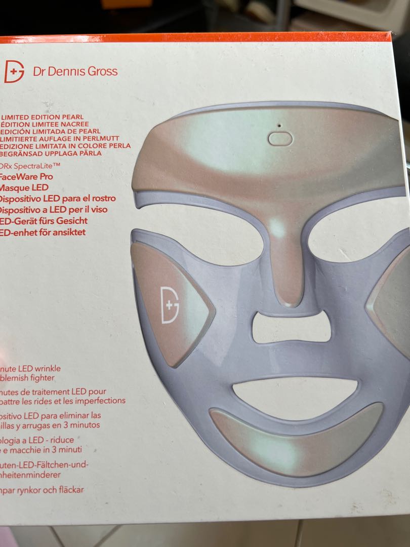 Dr Dennis Led mask, Beauty & Personal Care, Face, Face Care on Carousell