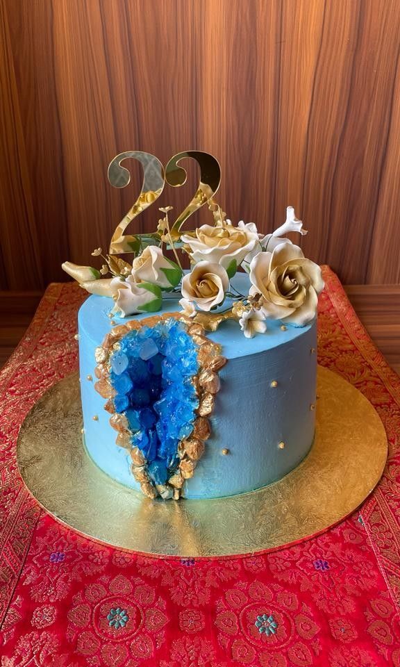 Eggless cakes for birthday/ Celebration cakes/ Geode cake, Food ...