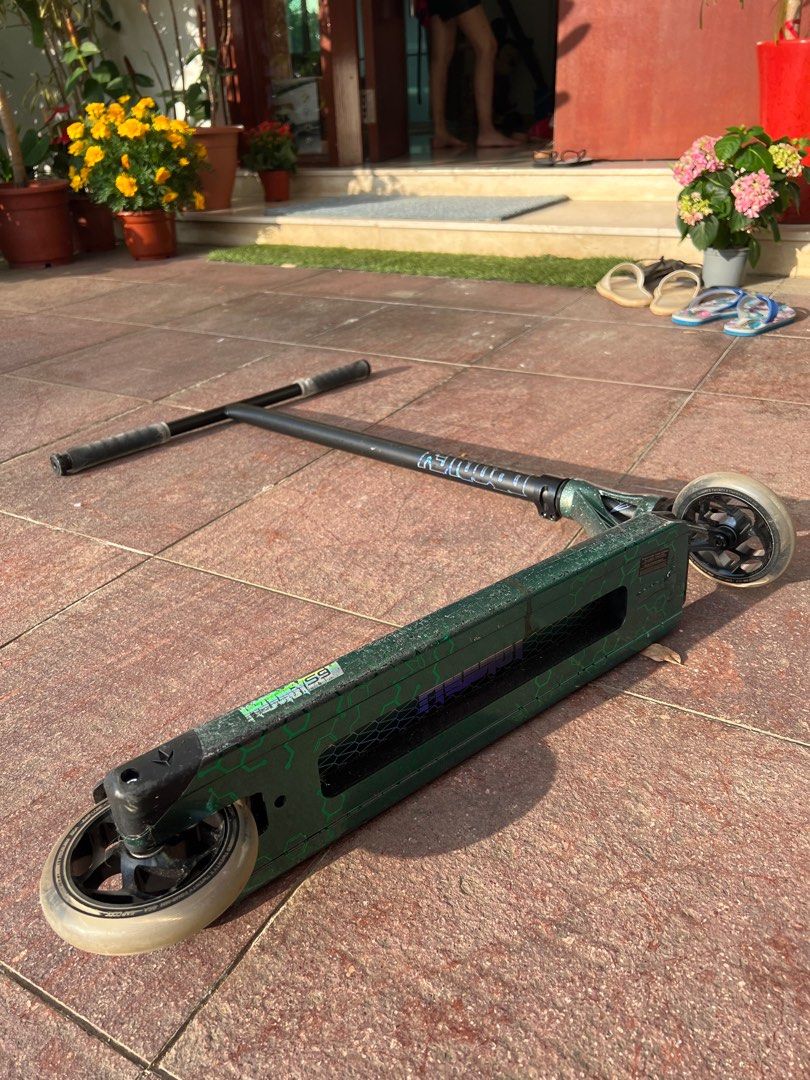 Envy prodigy series 9 stunt scooter, Sports Equipment, Other Sports ...
