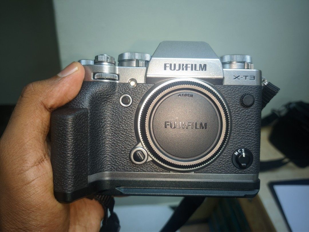 Fujifilm XT3 + 2 Lens Full Set, Photography, Cameras on Carousell