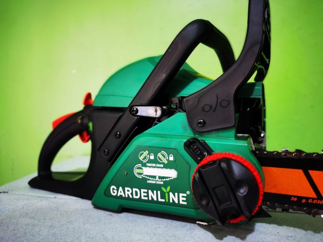 Gardenline chaisaw, Furniture & Home Living, Gardening, Gardening Tools ...