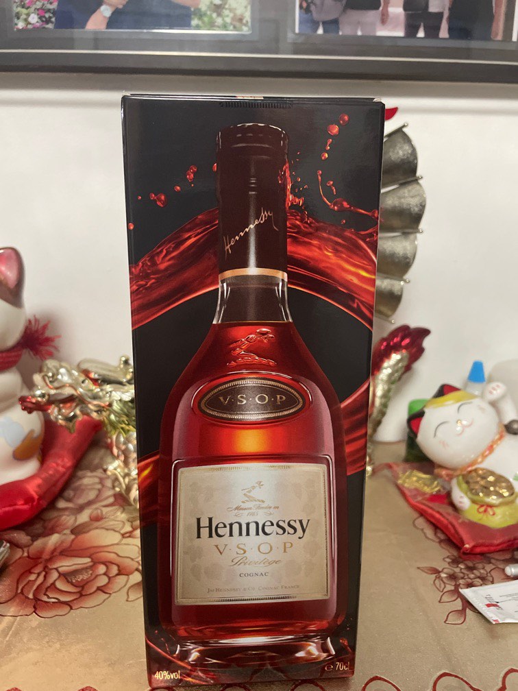 Hennessy VSOP, Food & Drinks, Beverages on Carousell