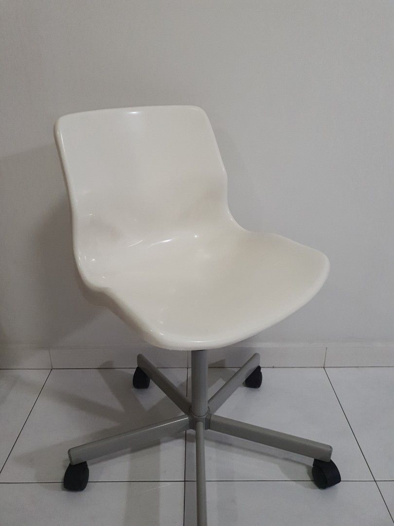 IKEA White Office Chair, Furniture & Home Living, Furniture, Chairs on ...