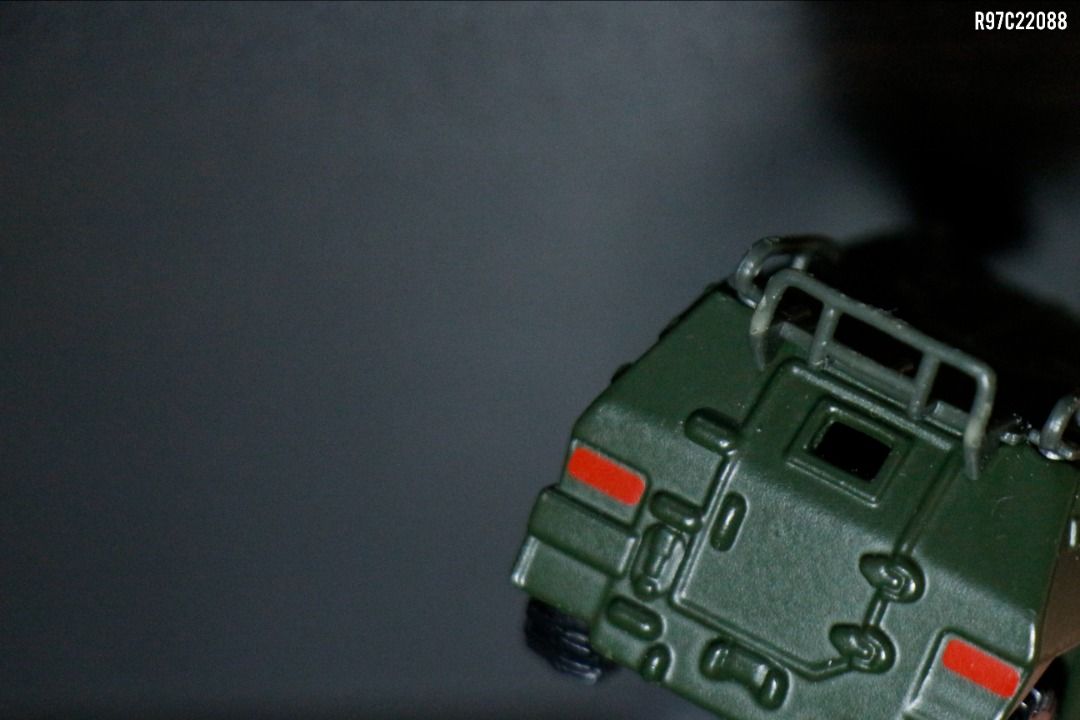 JSDF Light Armoured Vehicle (Takara Tomy Tomica #114) Green - Used ...