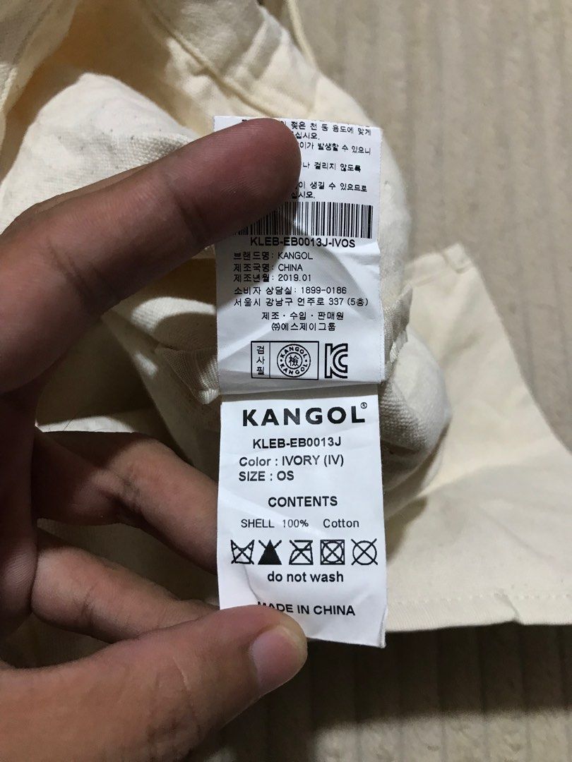 KANGOL TWO WAY BAG LEGIT, Men's Fashion, Bags, Sling Bags on Carousell
