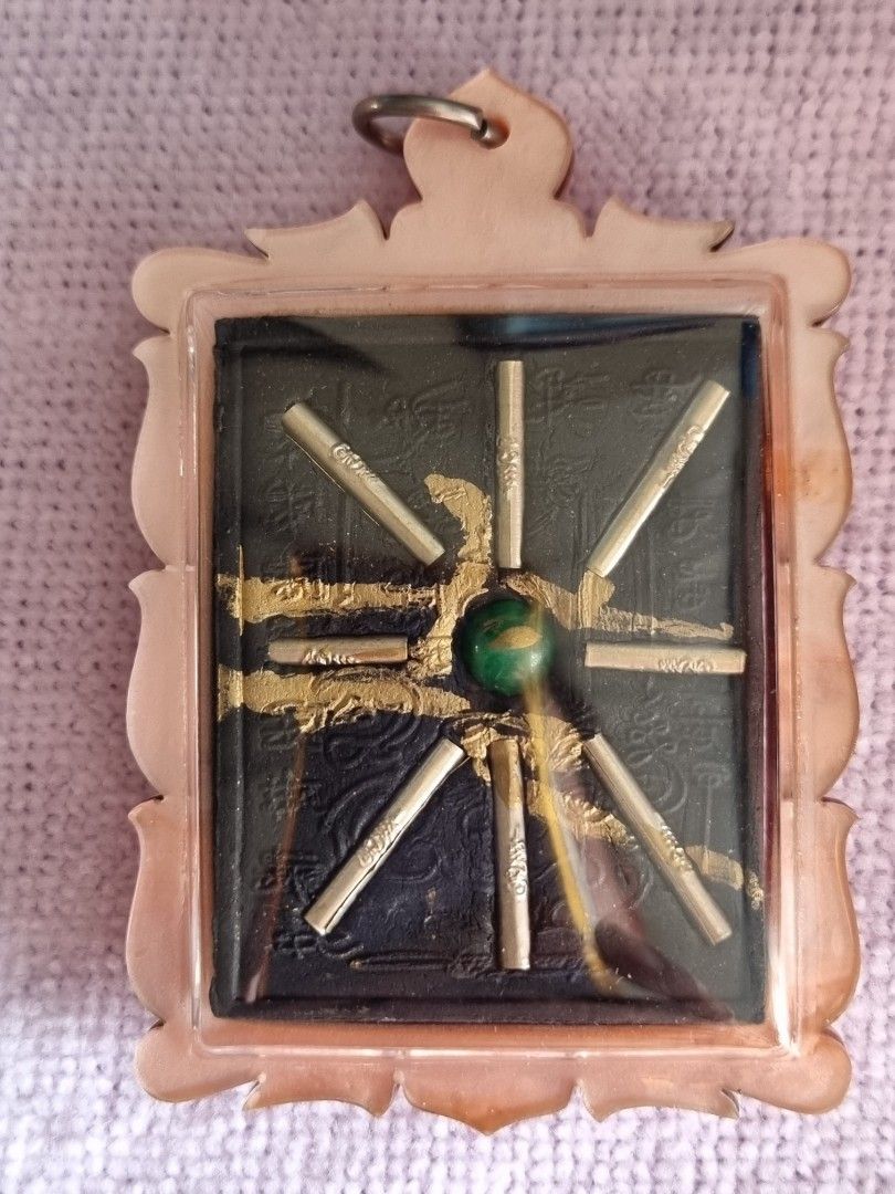 Kruba Krissama Wat Arsom, Hobbies & Toys, Memorabilia & Collectibles ...