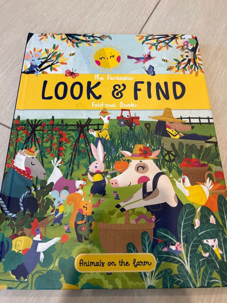 Look & Find Fold-out Book - Animals on the farm, Hobbies & Toys, Books ...
