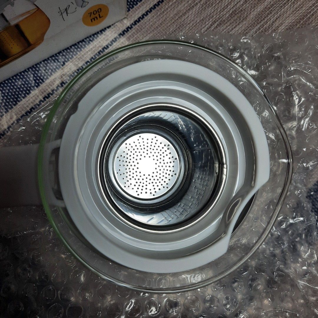 Miniso Glass Teapot 700 ml, Furniture & Home Living, Kitchenware ...