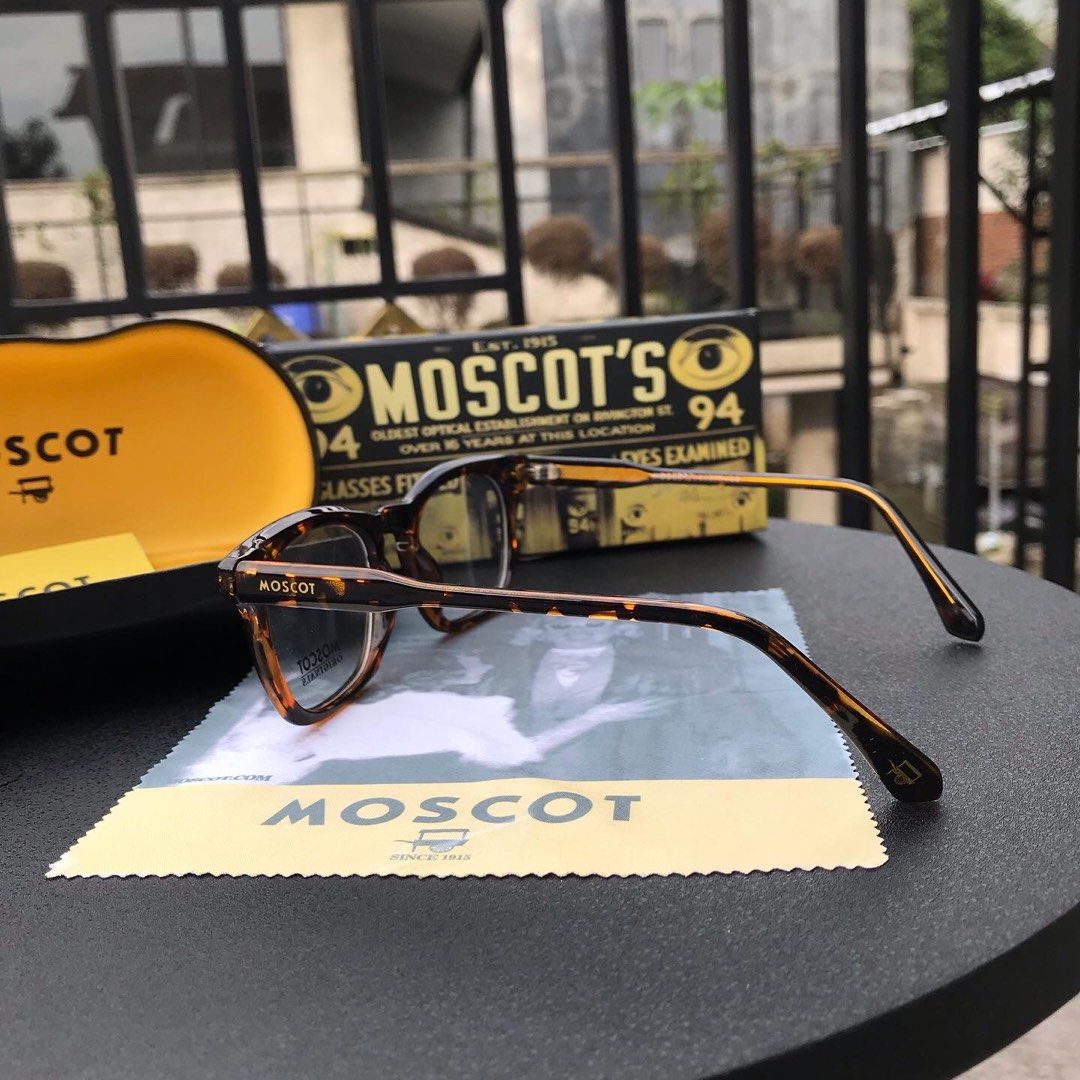 Moscot frame sunglases, Barang Mewah, Aksesoris di Carousell