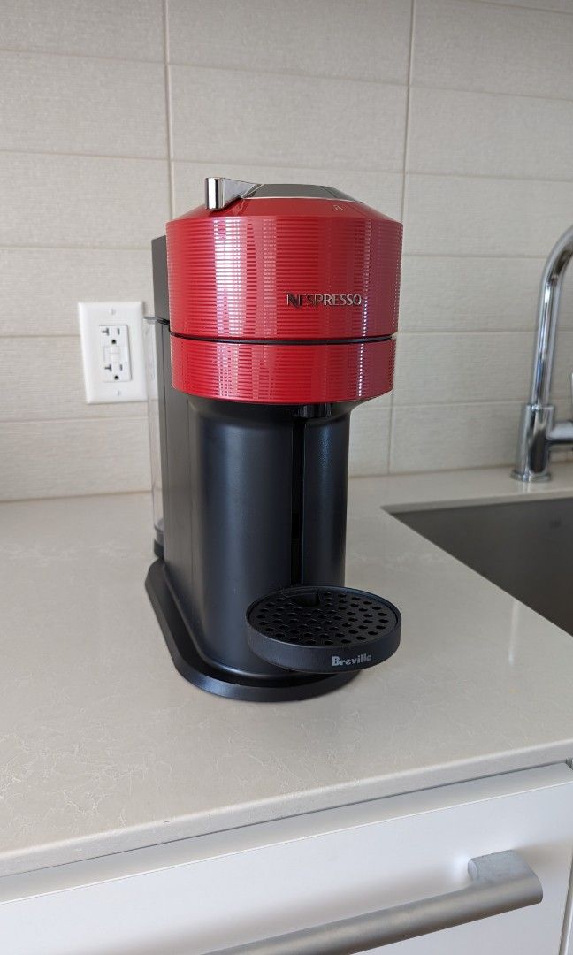 Nespresso Vertuo Next Red - Canadian set, TV & Home Appliances, Kitchen ...