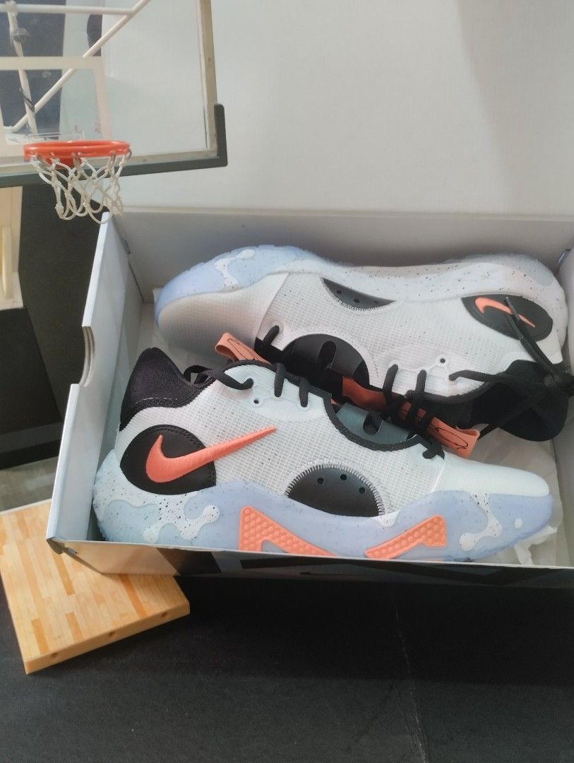Nike PG6 Fluoro, Men's Fashion, Footwear, Sneakers on Carousell