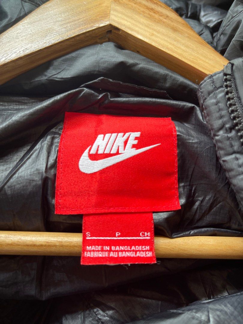 Nike Puffer Jacket Red Tag, Women's Fashion, Coats, Jackets and ...