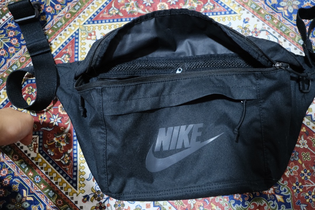 Nike Sling Bag, Men's Fashion, Bags, Belt bags, Clutches and Pouches on ...
