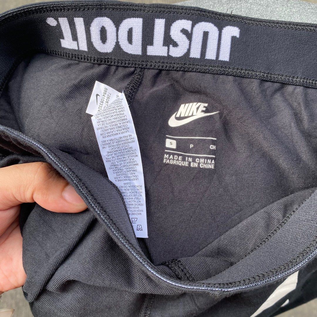 Nike wmns leg-a-see exploded pant, Women's Fashion, Activewear on Carousell