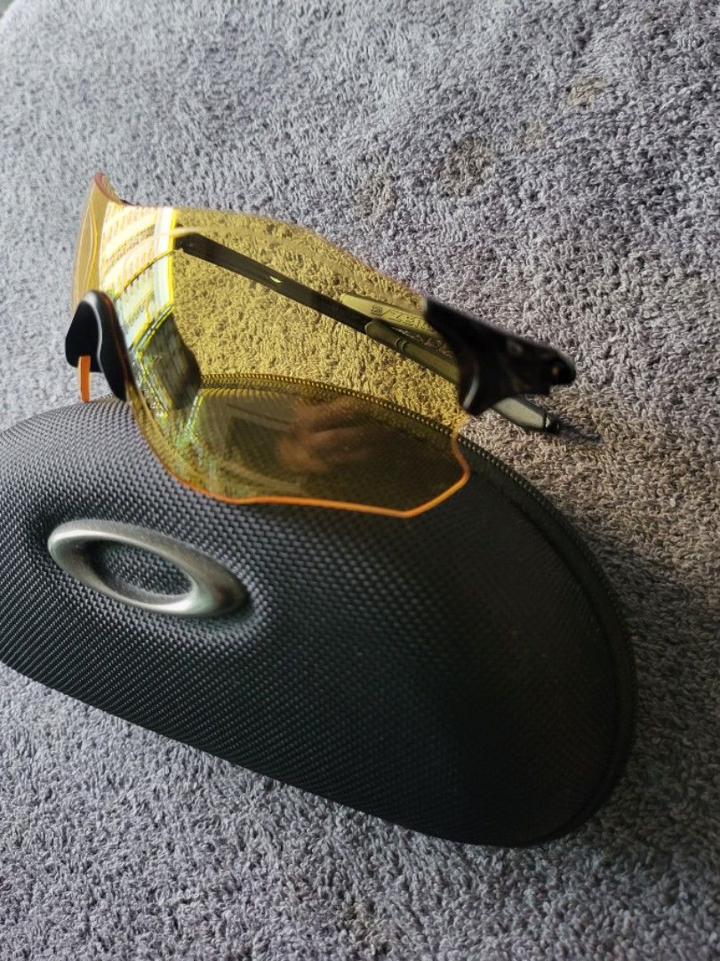 Oakley Evzero Path High Density Yellow Lens, Men's Fashion, Watches & Accessories, Sunglasses ...