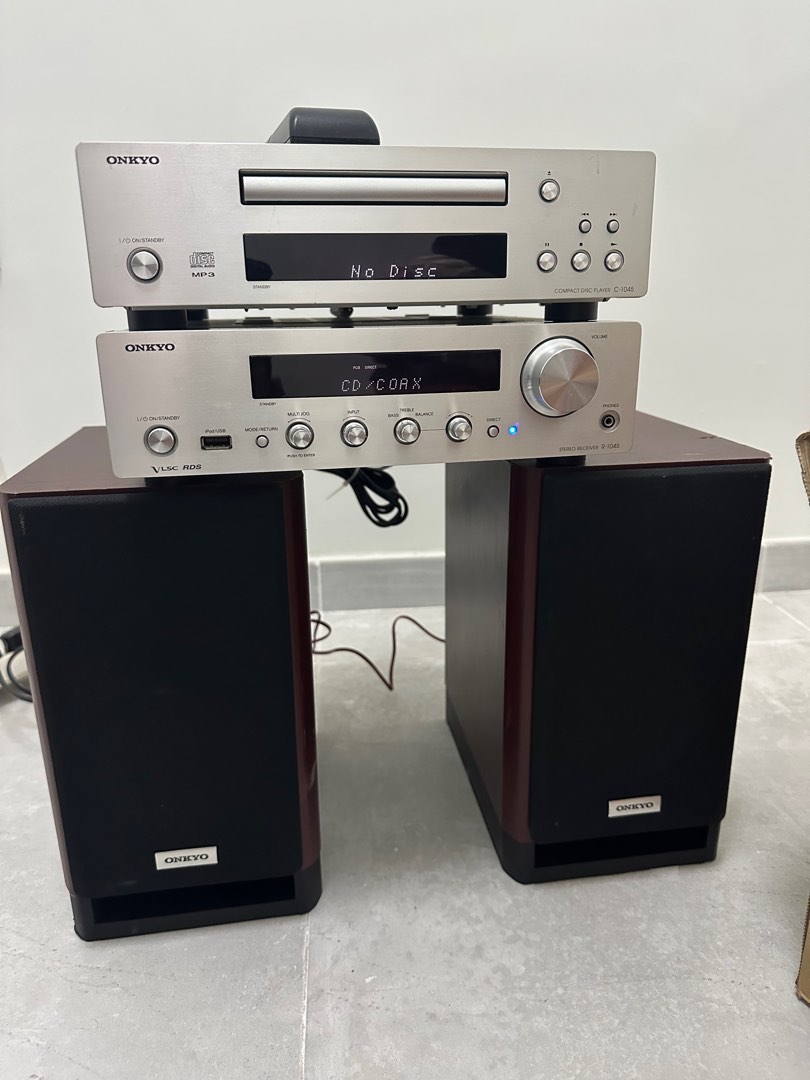 Onkyo C-1045, 興趣及遊戲, 音樂、樂器 & 配件, 樂器 - Carousell