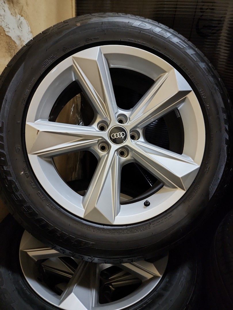 Original AUDI Q7 19inch rim with tyres, Car Accessories, Tyres & Rims ...