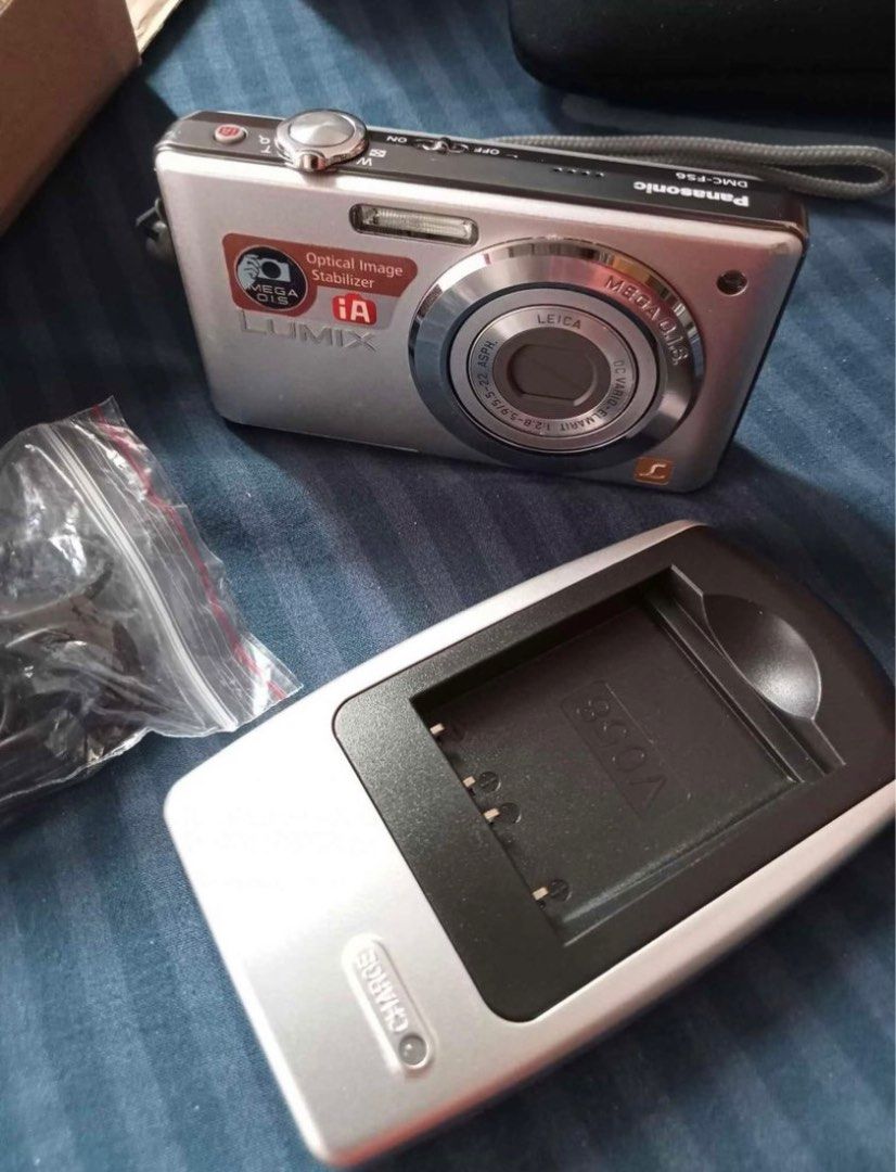 Panasonic Lumix DMC-FS6 Digicam, Photography, Cameras on Carousell