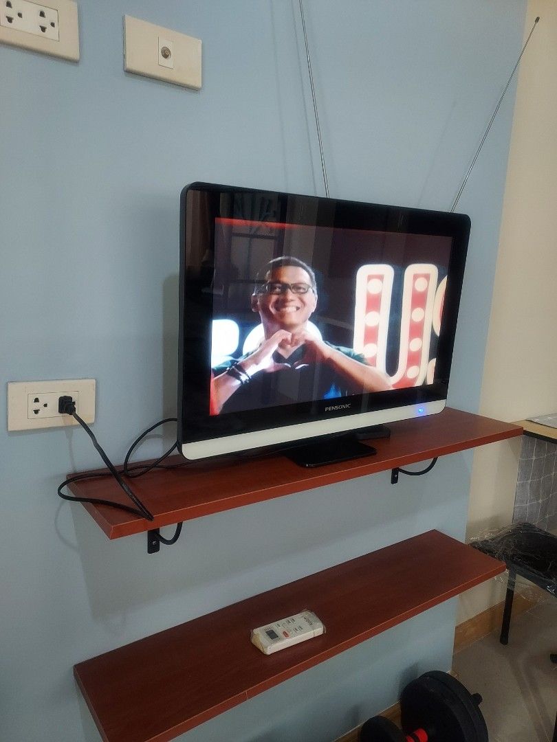 Pensonic 24" LED TV Slim Shield w/ USB Port, TV & Home Appliances, TV ...