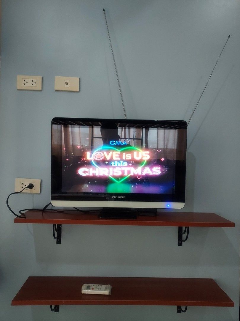 Pensonic 24" LED TV Slim Shield w/ USB Port, TV & Home Appliances, TV ...