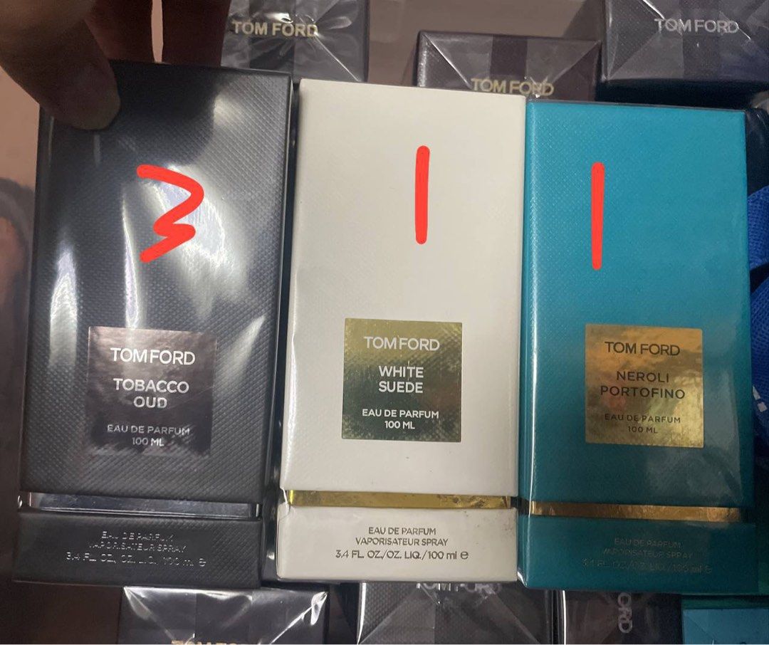 Perfume on sale, 美容＆化妝品, 健康及美容 - 香水＆香體噴霧 - Carousell