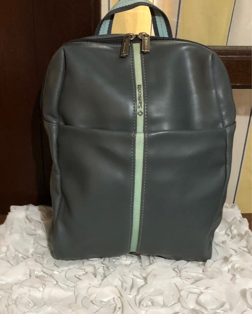 SAMSONITE Backpack, Women's Fashion, Bags & Wallets, Backpacks on Carousell