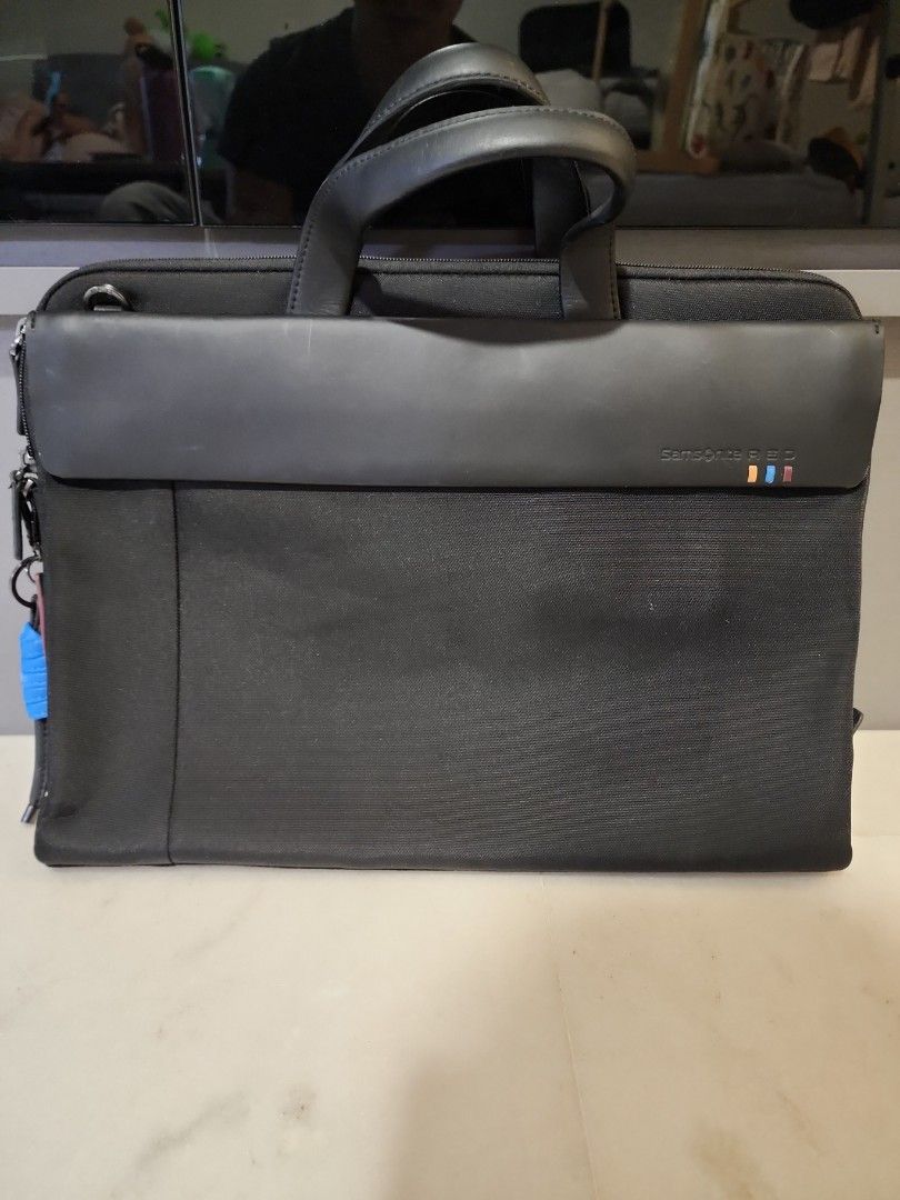 Samsonite Red Slim Briefcase, Men's Fashion, Bags, Briefcases on Carousell