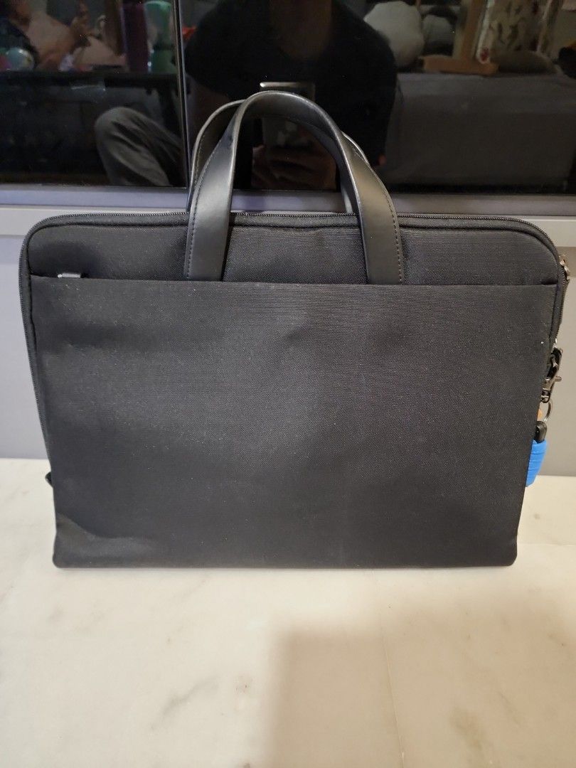 Samsonite Red Slim Briefcase, Men's Fashion, Bags, Briefcases on Carousell